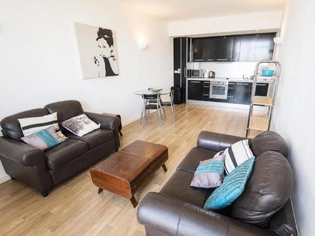 2 bedroom flat to rent