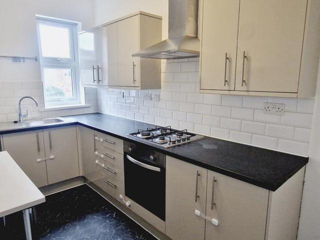 2 bedroom flat to rent