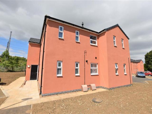 2 bedroom flat to rent
