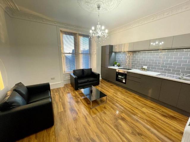 2 bedroom flat to rent