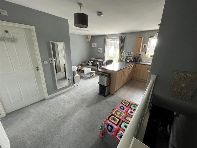 2 bedroom flat to rent