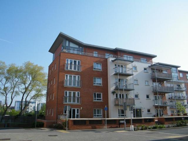 2 bedroom flat to rent