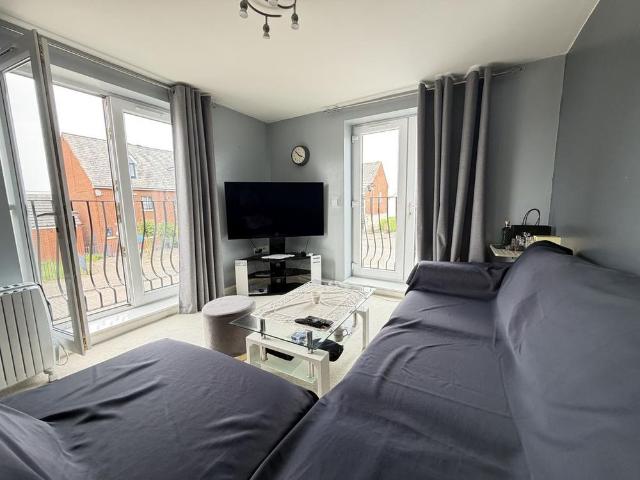 2 bedroom flat to rent
