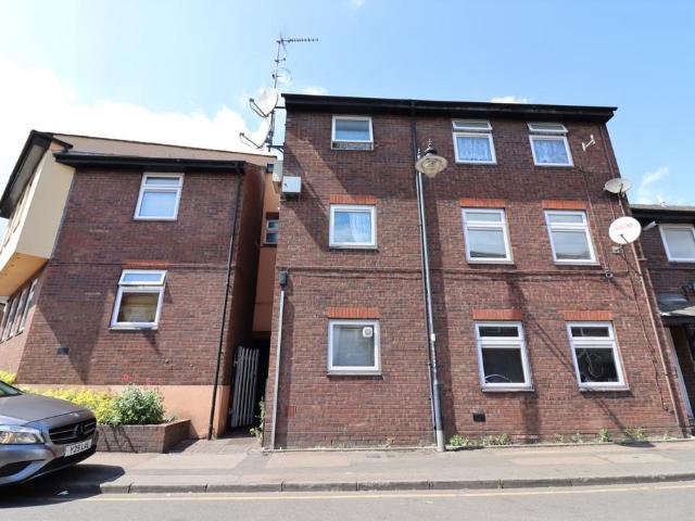 2 bedroom flat to rent