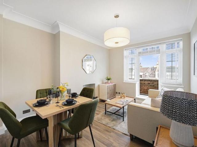 2 bedroom flat to rent