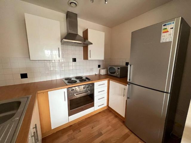 2 bedroom flat to rent