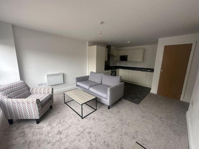 2 bedroom flat to rent
