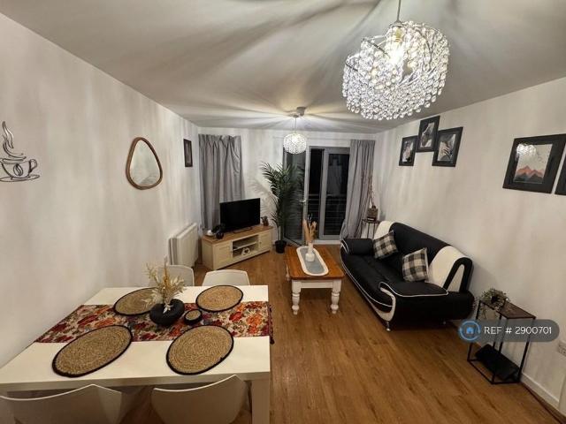 2 bedroom flat to rent