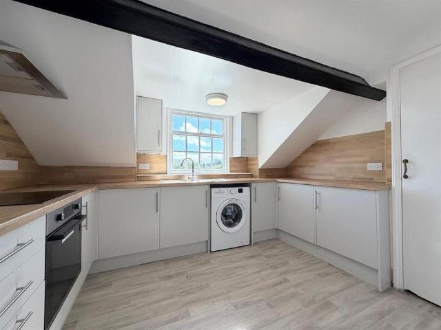2 bedroom flat to rent