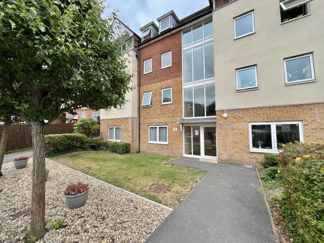 2 bedroom flat to rent