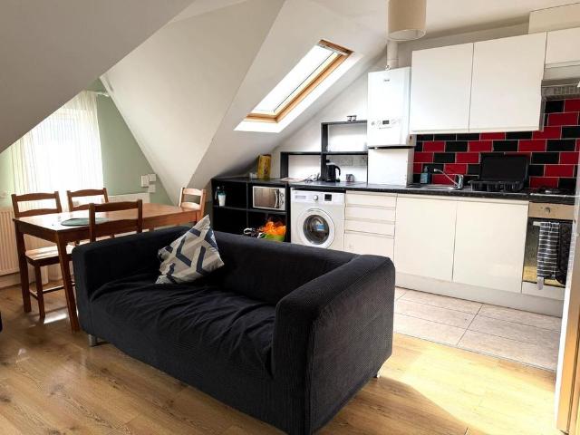 2 bedroom flat to rent