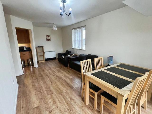 2 bedroom flat to rent