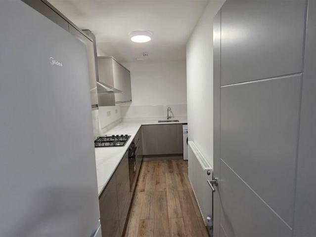 2 bedroom flat to rent