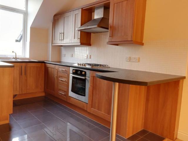 2 bedroom flat to rent