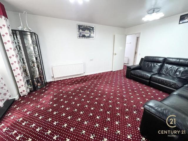 2 bedroom flat to rent