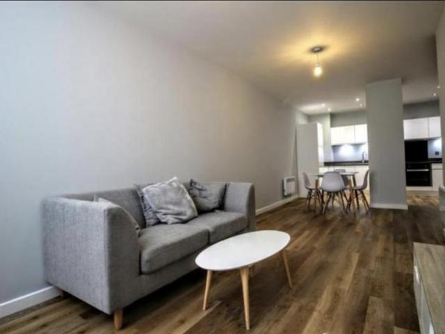 2 bedroom flat to rent
