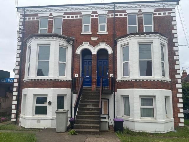 2 bedroom flat to rent
