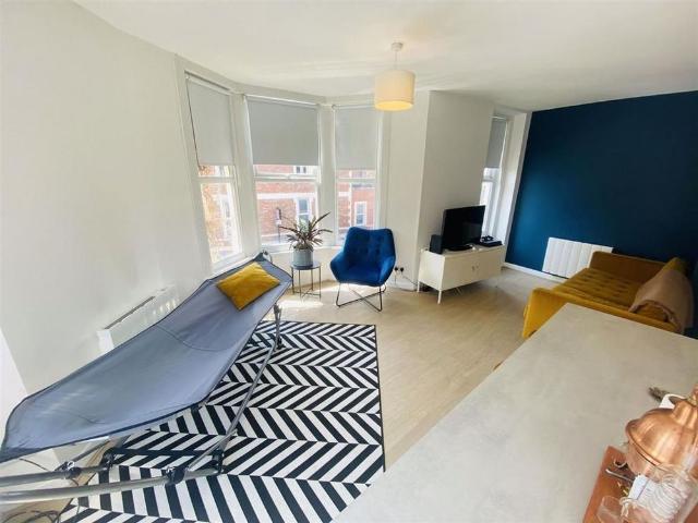 2 bedroom flat to rent