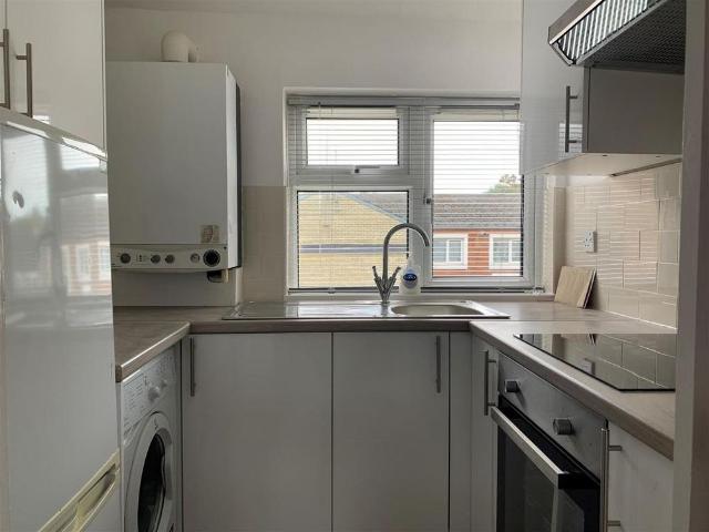 2 bedroom flat to rent
