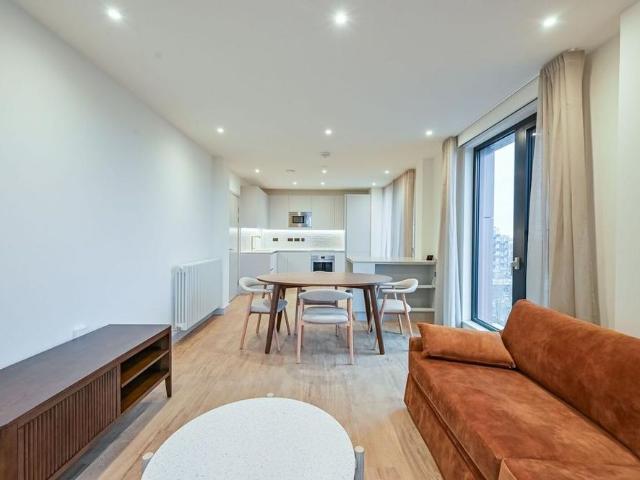 2 bedroom flat to rent
