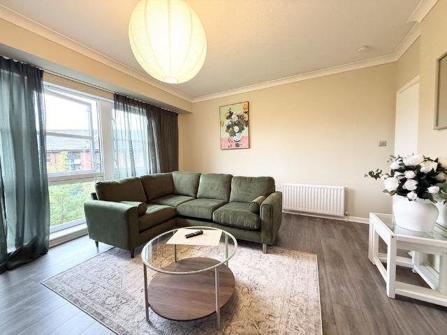 2 bedroom flat to rent