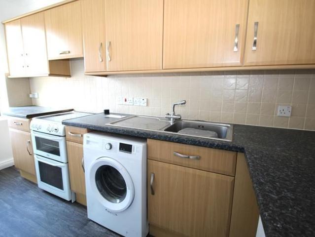 2 bedroom flat to rent
