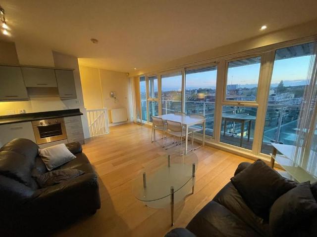 2 bedroom flat to rent