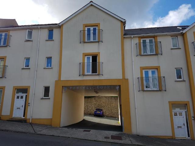 2 bedroom flat to rent