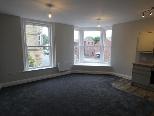 2 bedroom flat to rent