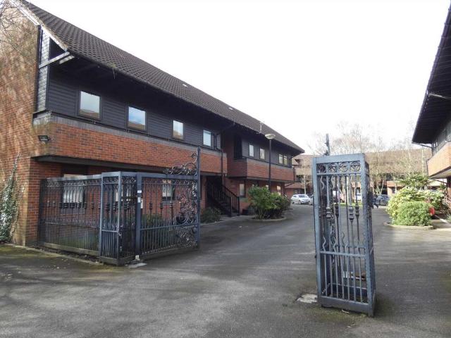 2 bedroom flat to rent