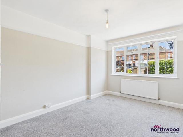 2 bedroom flat to rent