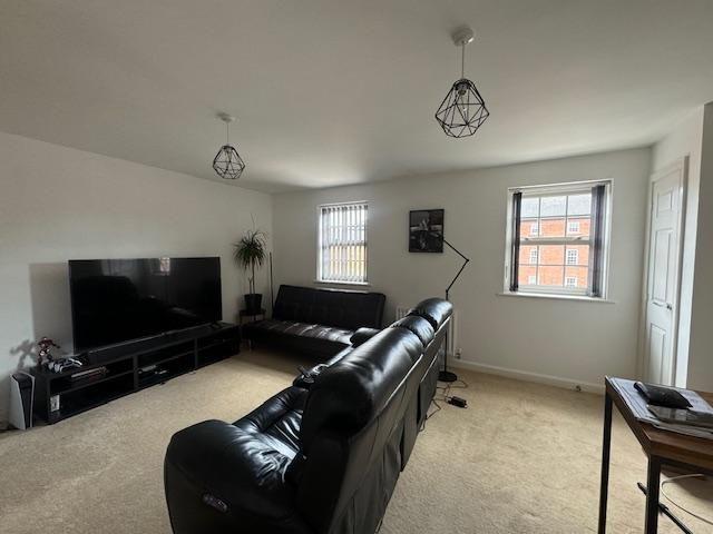 2 bedroom flat to rent