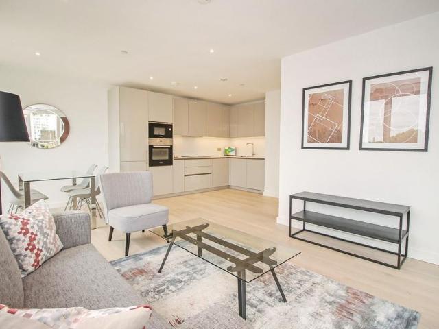 2 bedroom flat to rent
