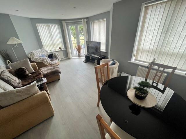 2 bedroom flat to rent