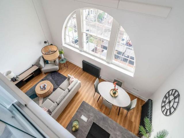 2 bedroom flat to rent
