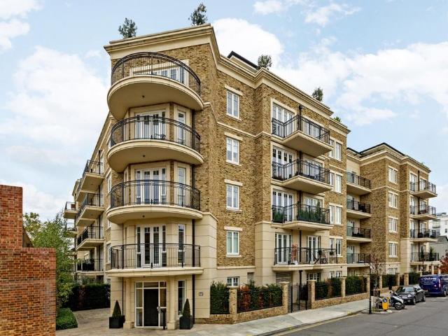 2 bedroom flat to rent