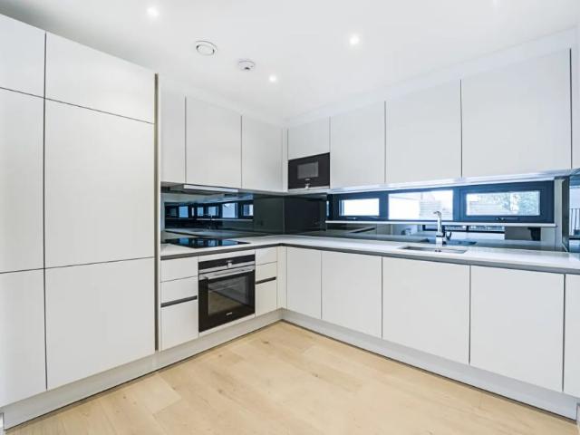 2 bedroom flat to rent