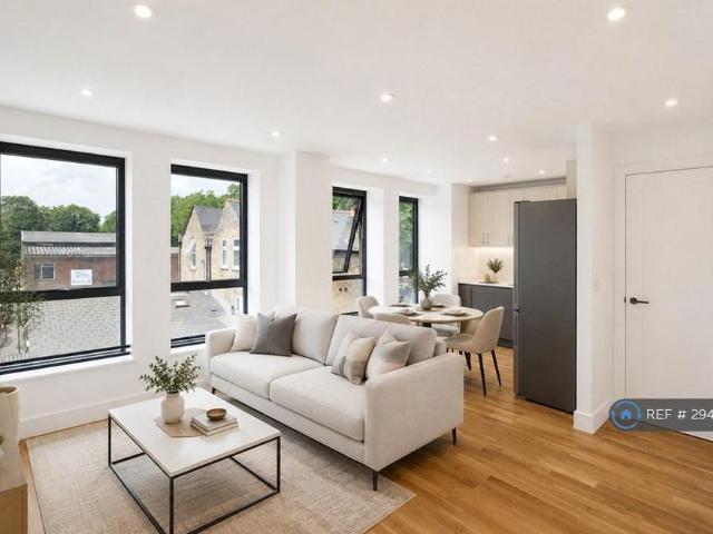 2 bedroom flat to rent