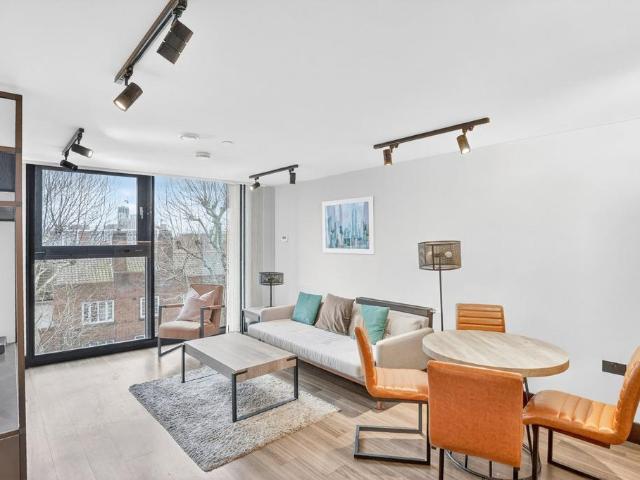 2 bedroom flat to rent