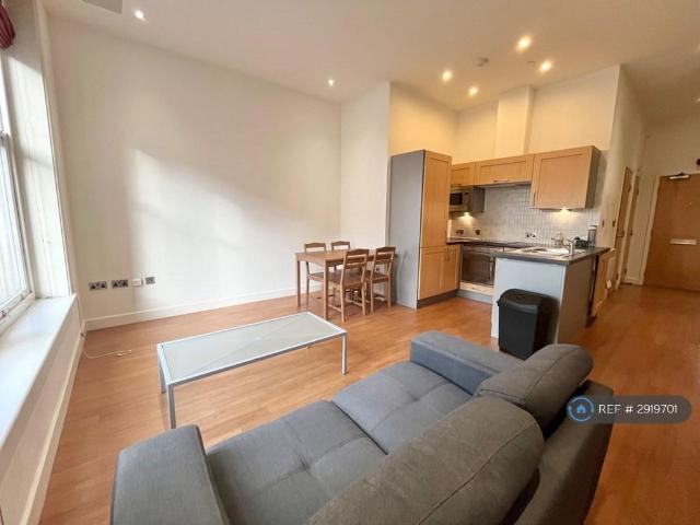 2 bedroom flat to rent