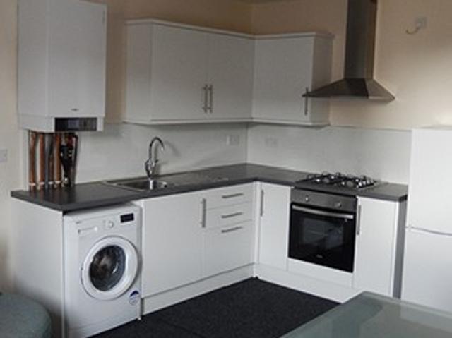 2 Bedroom Flat Alexandra Road Pads for Students
