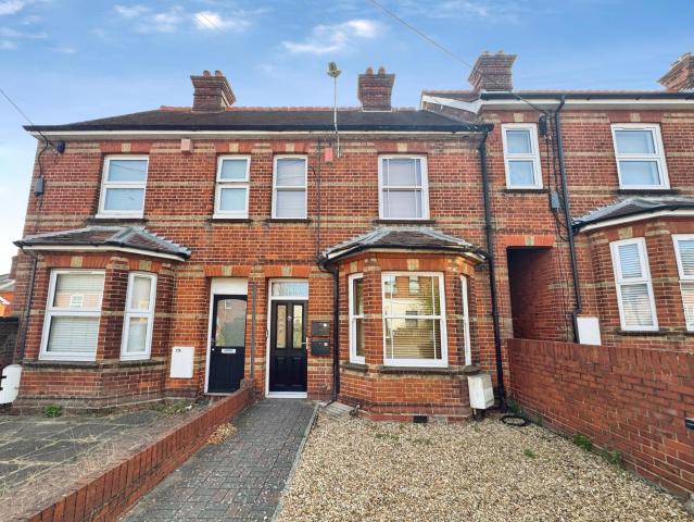 2 BEDROOM Flat / Apartment