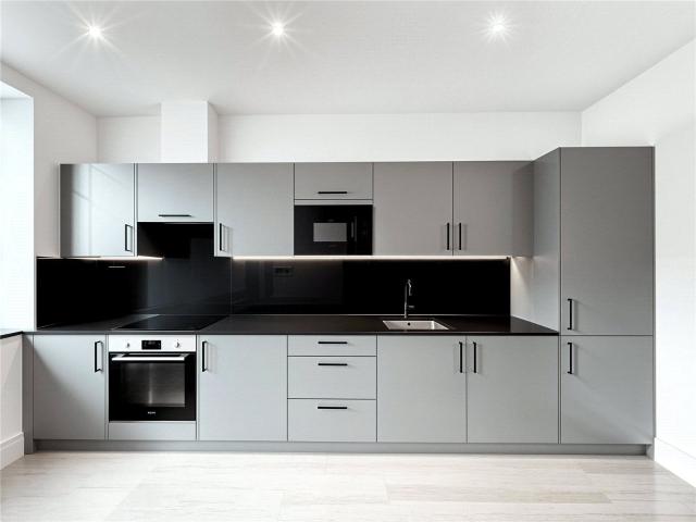 2 BEDROOM Flat / Apartment