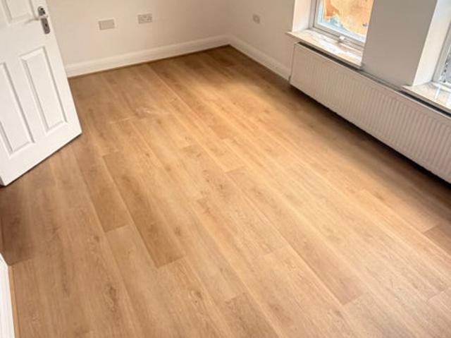 2 Bedroom Flat Available in Willesden!