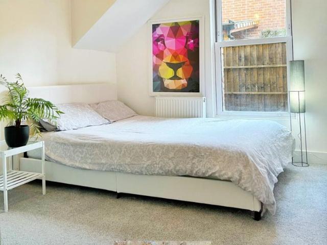 2 Bedroom Flat Available – Lydhurst Avenue, SW2