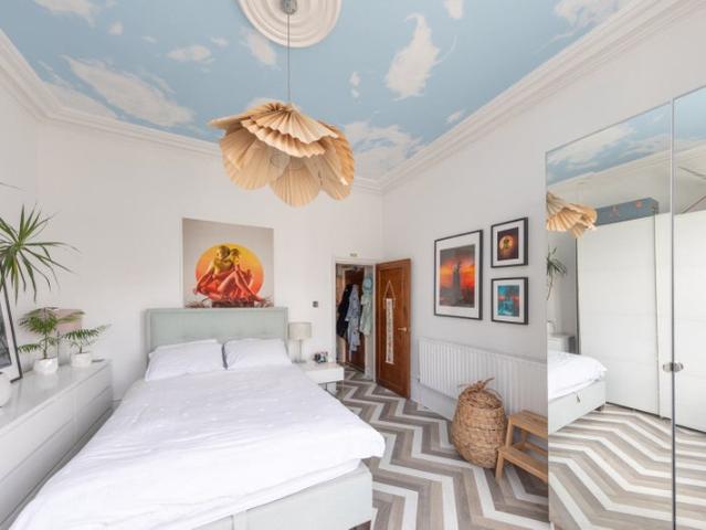 2 Bedroom Flat Available to Rent
