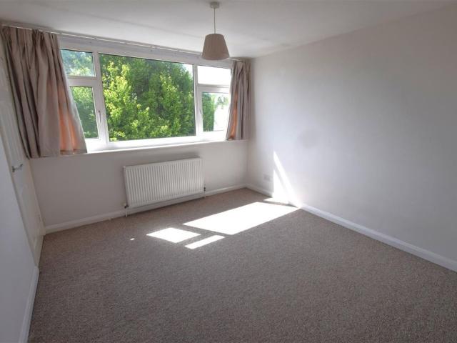 2 bedroom flat duplex to rent