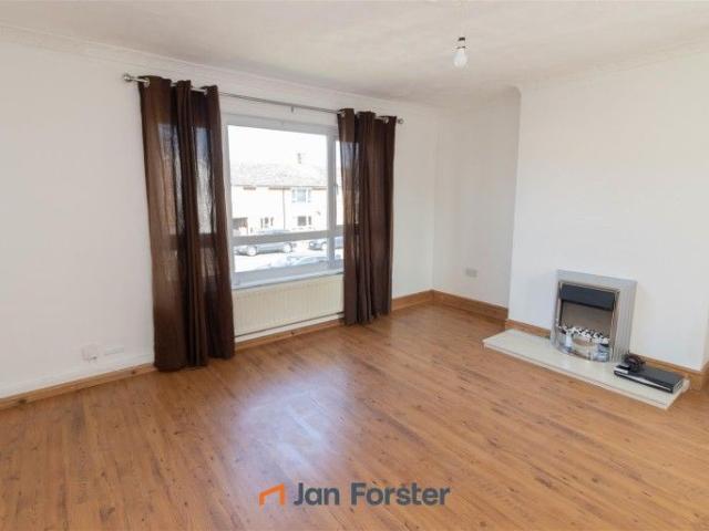 2 Bedroom Flat First Floor