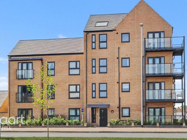 2 bedroom flat for sale
