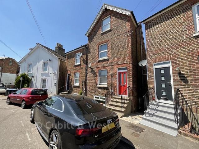 2 bedroom flat for sale